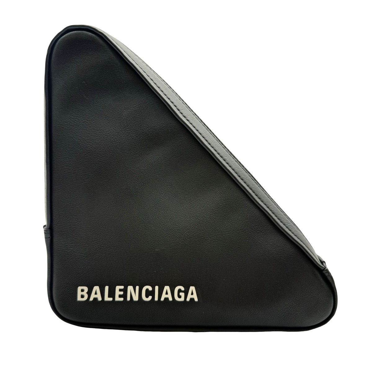 Authentic BALENCIAGA Triangle M Pouch Black Leather Authentic BALENCIAGA Triangle M Pouch Black Leather