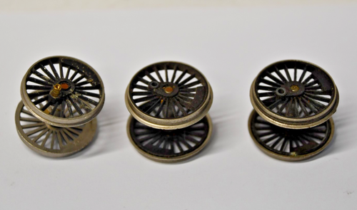 HORNBY 26mm WHEEL SET ON AXLES R066 R859 etc | eBay UK