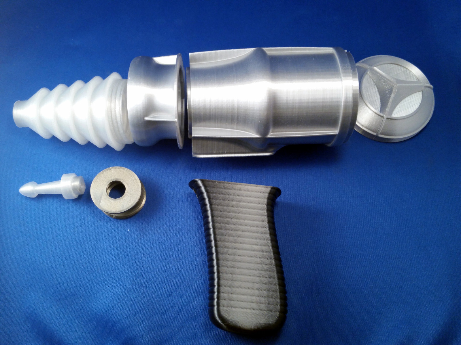 "Forbidden Planet" Sci-Fi Ray Gun Blaster | eBay