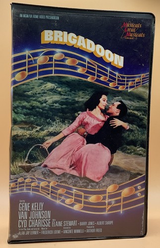 Brigadoon VHS 1954, 1986 MGM Clamshell Release Gene Kelly **Buy 2 Get 1 ...
