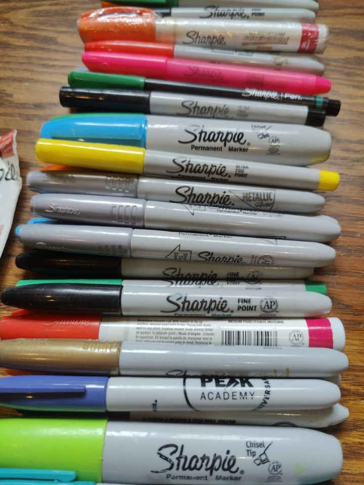 Sharpie Multicolor Permanent Markers/Pens/highlighters - Lot Of 40 + | eBay