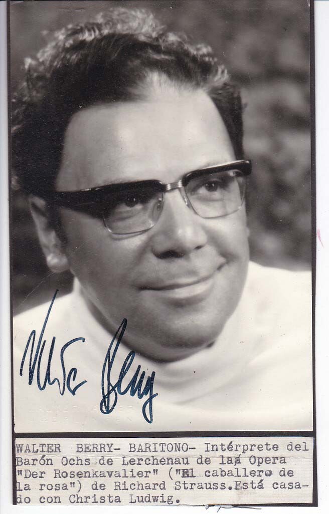 Walter Berry's Instagram, Twitter & Facebook on IDCrawl