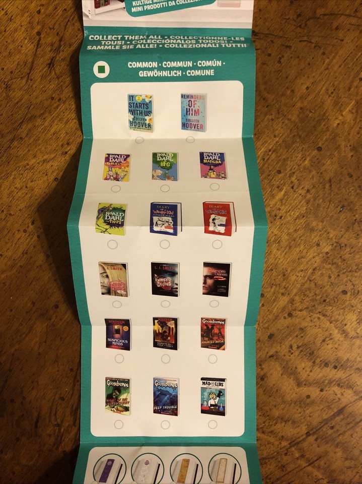 Zuru Mini Brands Books-3 Common, Goosebumps-Mask, Dummy & Trouble+Shelf ...