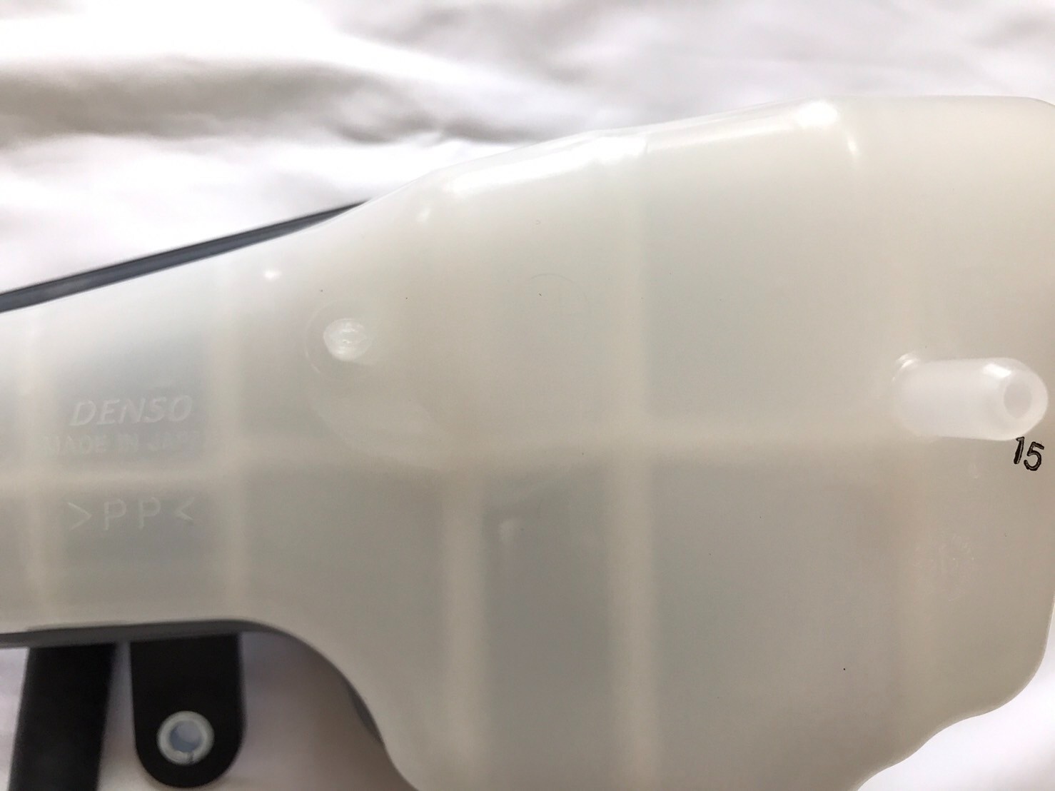 TOYOTA TANK PLASTIC 16470-50130 1647050130 OEM Genuine Japan NEW ...