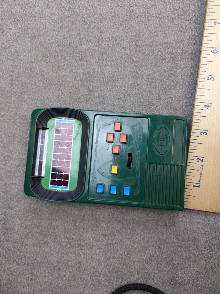Vintage 1978 Mattel Electronics Football 2 Handheld Game Green Tested ...