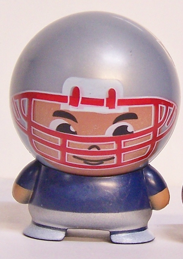 NFL Licensed Mini Small Little Football Boy Buildables Figures ...