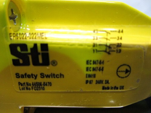 Omron 44506-5470 Rope Pull Switch, ER6022-022MEL, 2 N/C+2 N/O, M20 ...