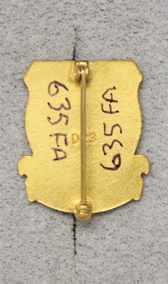 U.S. Army DI Pin: 935th Field Artillery Battalion - p/b, D23 | eBay