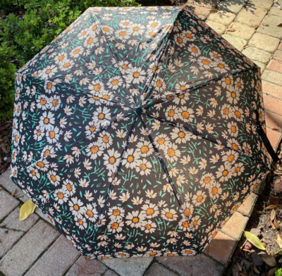 NINE WEST UMBRELLA WITH CASE BLACK DAISY AUTO OPEN & CLOSE 44 INCH ...