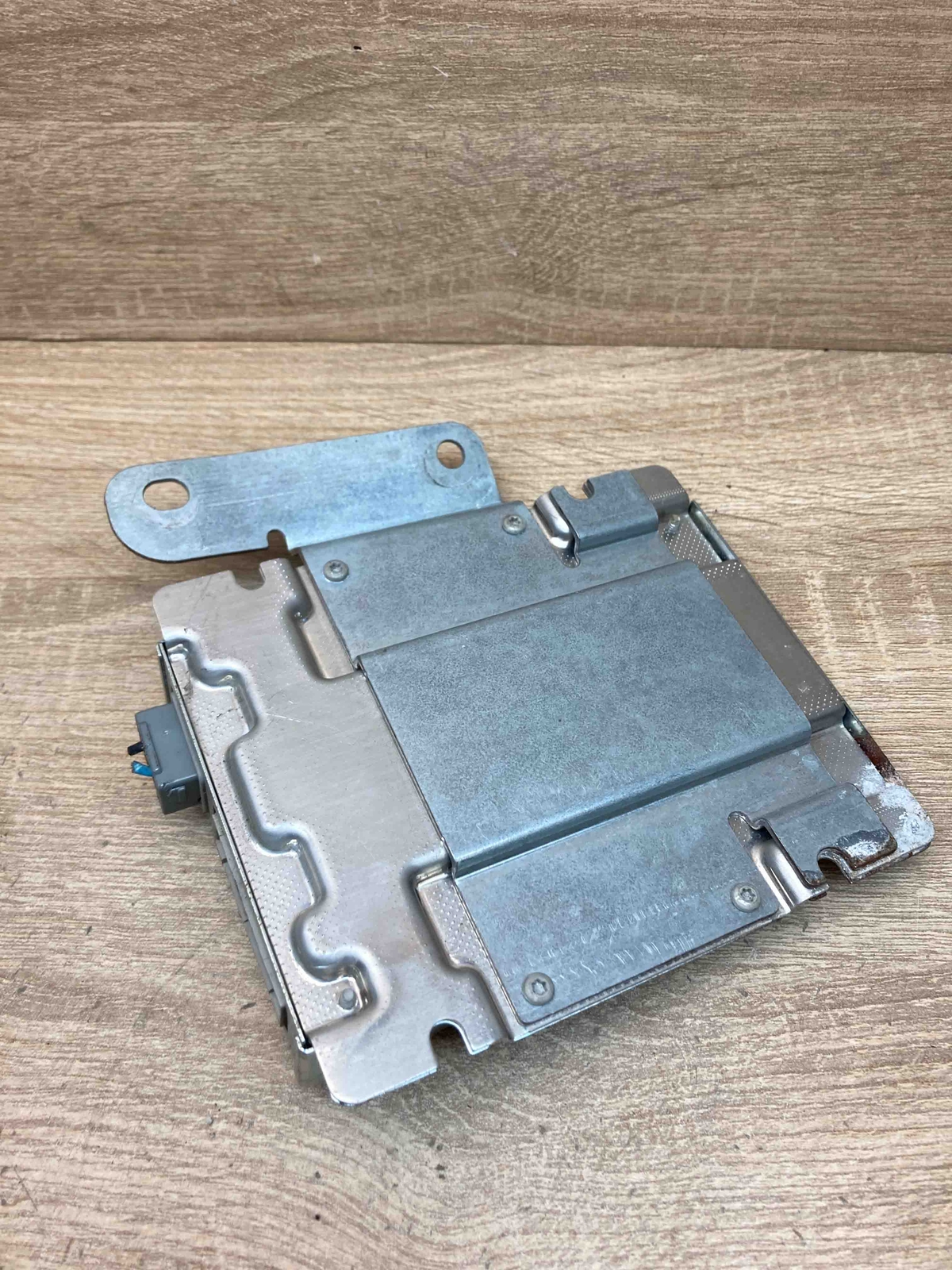 0030669893 03W364 Motorola Volvo V70 Airmatic Suspension Contrôle ECU ...