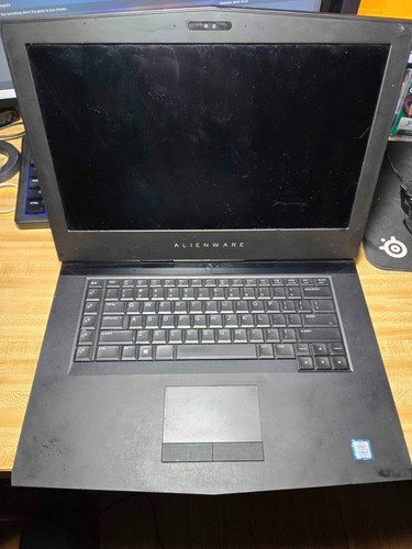 Alienware 15 R3 P69F001 15" 16GB RAM 256MB SSD *Display NOT Working ...