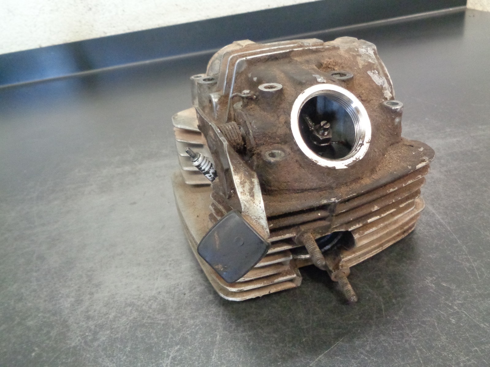 '84 1984 84 HONDA ATC 200 ES 200ES 3 WHEELER ENGINE HEAD COVER GUARD | eBay