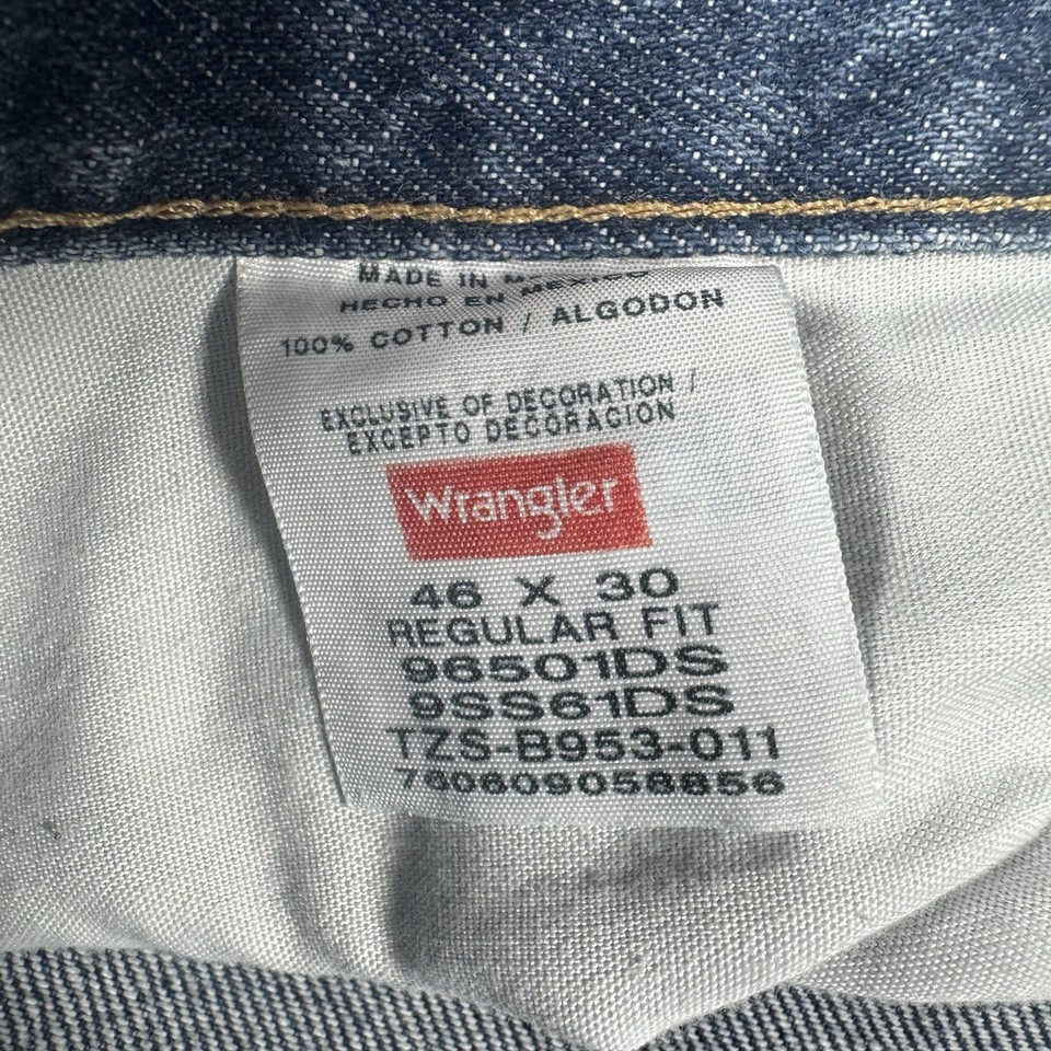 Wrangler mens jeans 46x30 relaxed fit 96501DS medium wash heavy weight ...