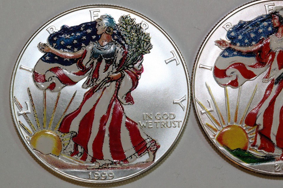Pair of Colorized American Silver Eagles Dated 1999 & 2000 (NUM3010) | eBay