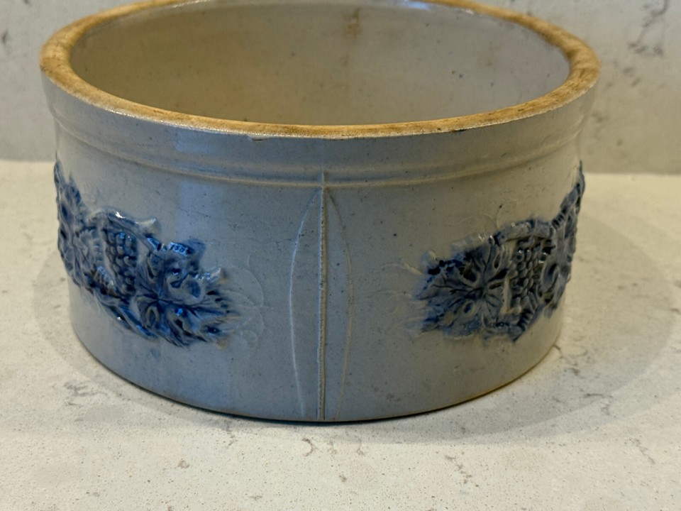 Antique early 1900's blue/grey "Grapes & Leaves" butter/cheese ...