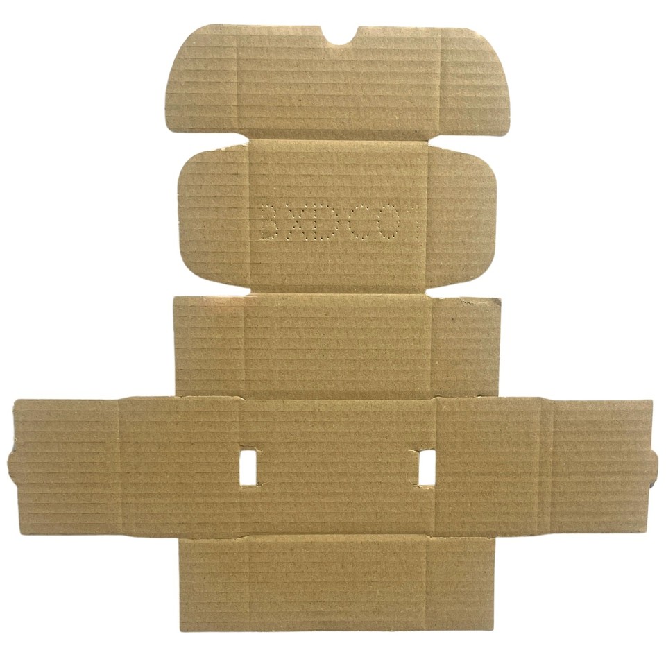 WHITE SHIPPING CARDBOARD BOXES POSTAL MAILING GIFT PACKET SMALL PARCEL ...