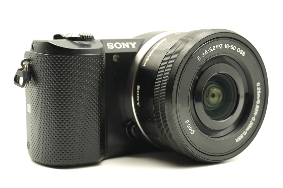 [US DUTY PAID] Sony Alpha a5000 Mirrorless digital camera [SC 1349] w ...