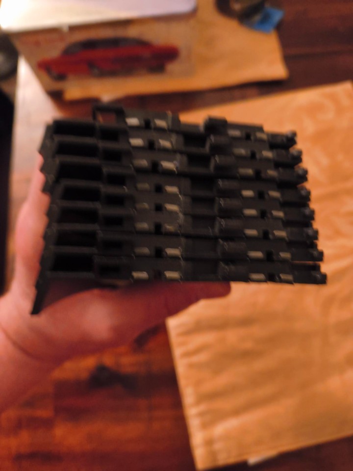 Life-Like HO Slot Car 9” Banked Curve Track With Rails Life Like Lot of ...