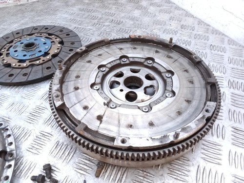 VW PASSAT 2011 B7 3C 2.0 TDI CFF Manual Sachs Flywheel 03L105266CC | eBay