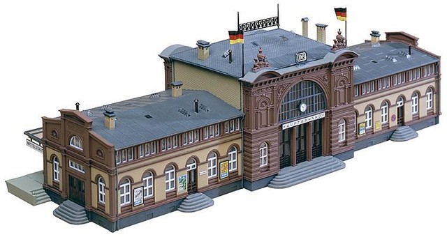 HO Scale FALLER B-115 Hauptbahnhof DB Railway Train Large Station Built ...