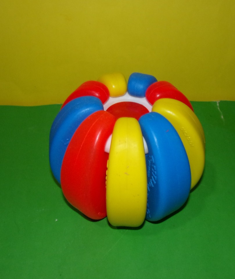 Original Shelcore Toys Build A Ball Baby Toy Red Blue Yellow Pull Apart ...