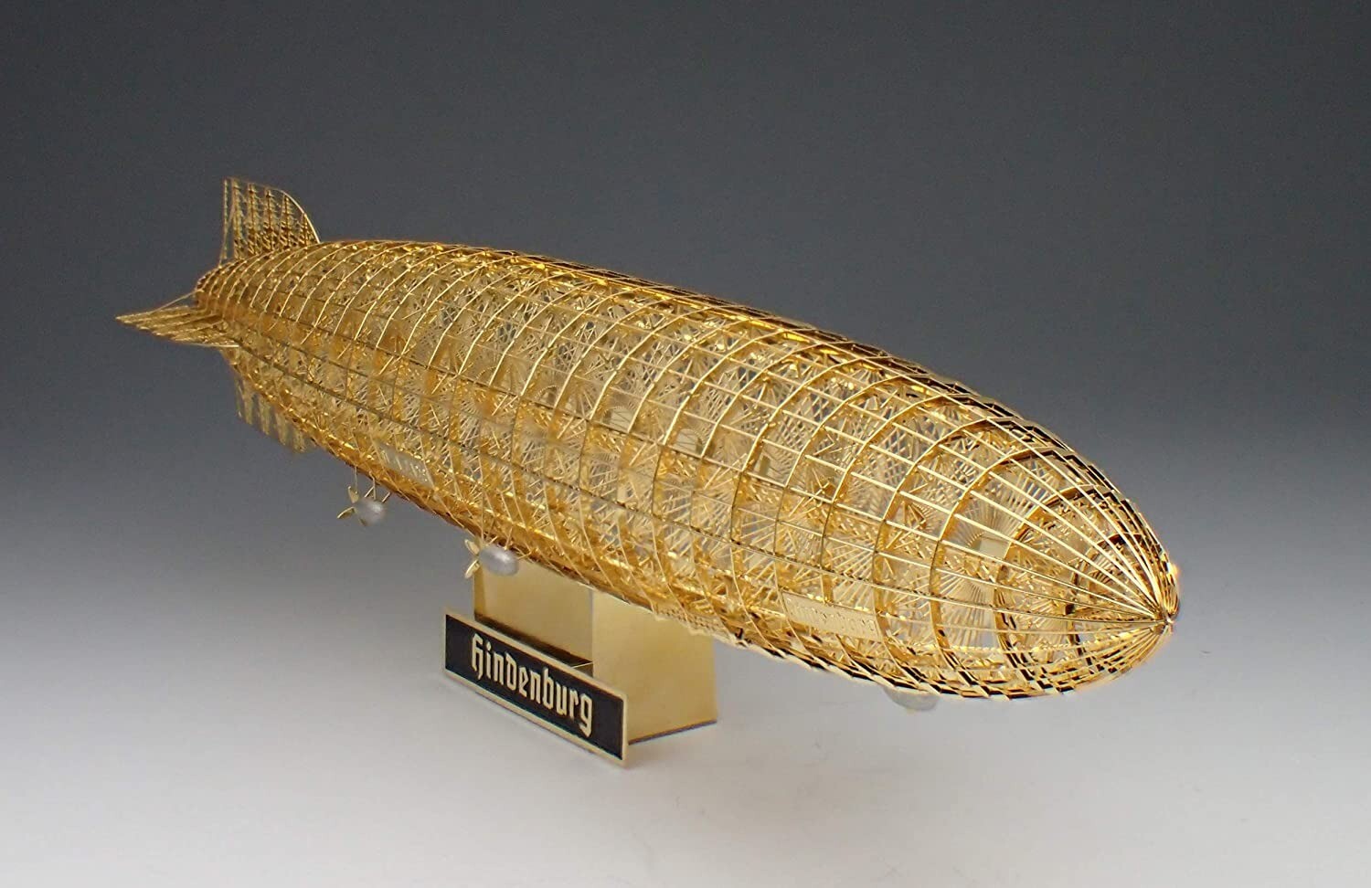 AEROBASE C002G 1/1000 Hindenburg LZ129 Gold Metal Model Assembly Kit ...