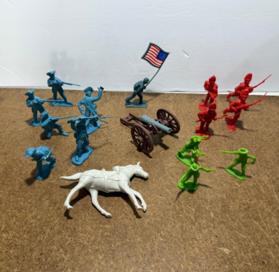 16 Pcs Asst Plastic Mini Army Men Bulk Toy Soldiers Civil War Cowboy ...