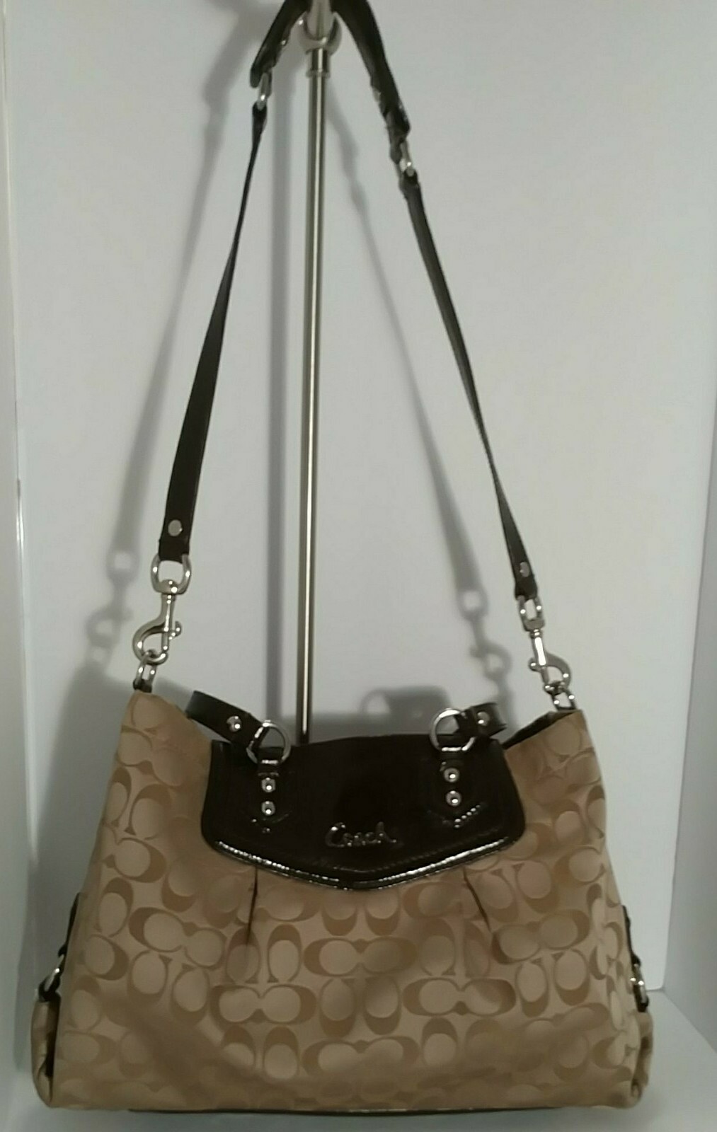 Coach Leather Shoulder Strap/Double Handle Handbag (C… - Gem