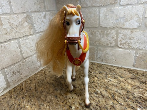 Disney Tangled Princess Rapunzel's Horse MAXIMUS Figure | eBay