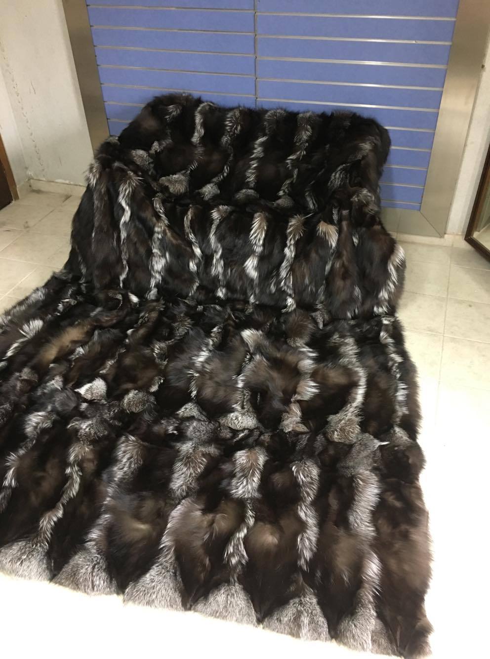 Luxury Crystal Fox Fur Throw Real Fox Fur Blanket / Bedspread Big Size ...