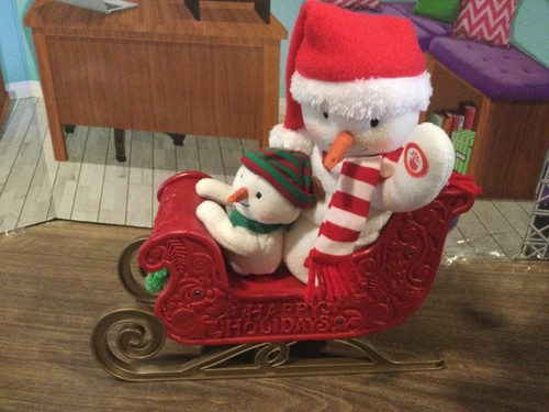 2007 HALLMARK TWINKLING SLEIGH RIDE SNOWMAN TECHNO PLUSH MUSICAL AND ...