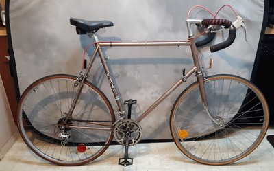 Vintage Bicycles - Vintage Fuji - Nelo's Cycles