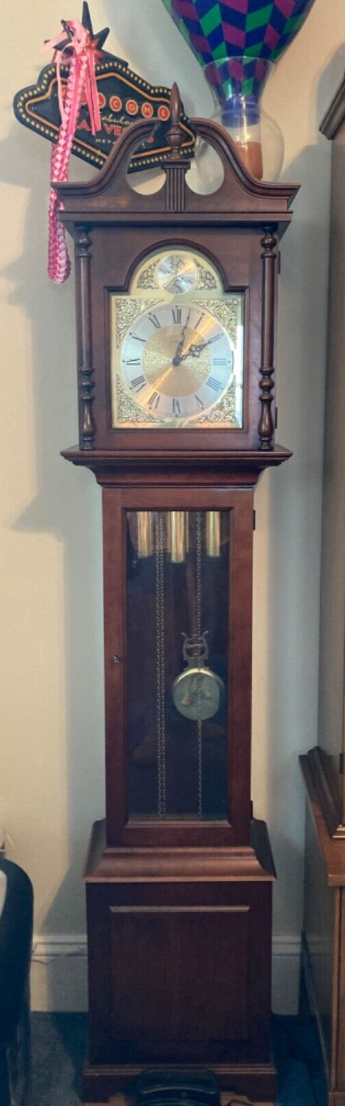 VINTAGE Howard Miller Grandfather Clock 610-160(?) TEMPUS FUGIT CHIMES ...