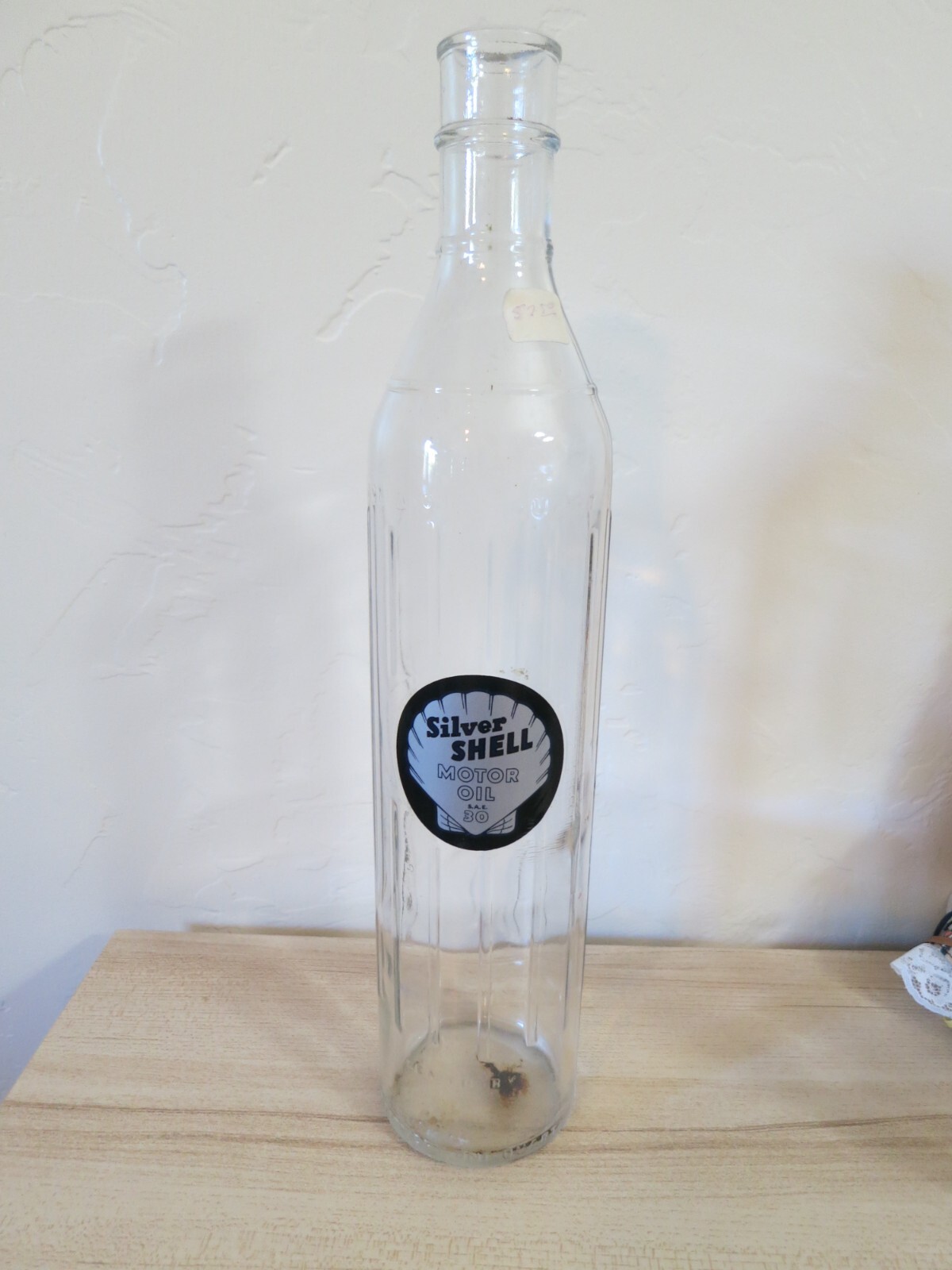 (1) One VINTAGE GLASS SHELL OIL CO. SILVER SHELL OIL BOTTLE | eBay