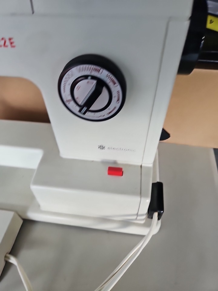 Pfaff 1222E Sewing Machine Foot Pedal –NOT WORKING PARTS ONLY | eBay