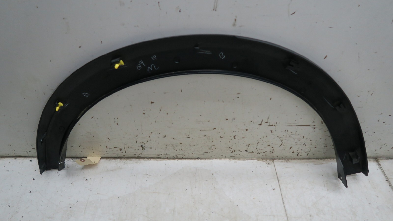 2018-2020 Nissan Kicks OEM Left Rear Wheel Flare Arch Molding ...