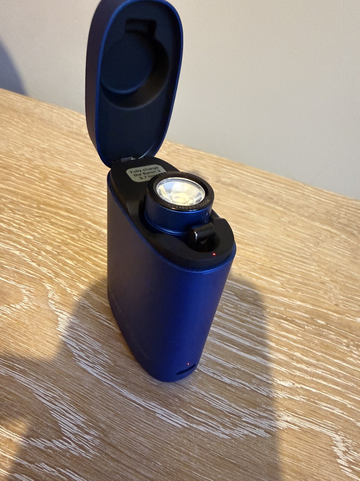 Olight Baton 3 Premium Pocket EDC Torch Flashlight USBC Charging Case ...