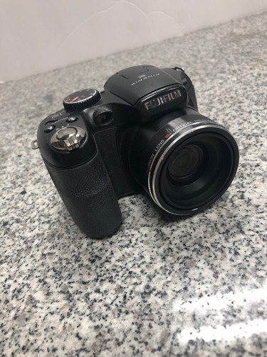 Fujifilm S1800 Finepix 12MP Digital Camera a-x | eBay