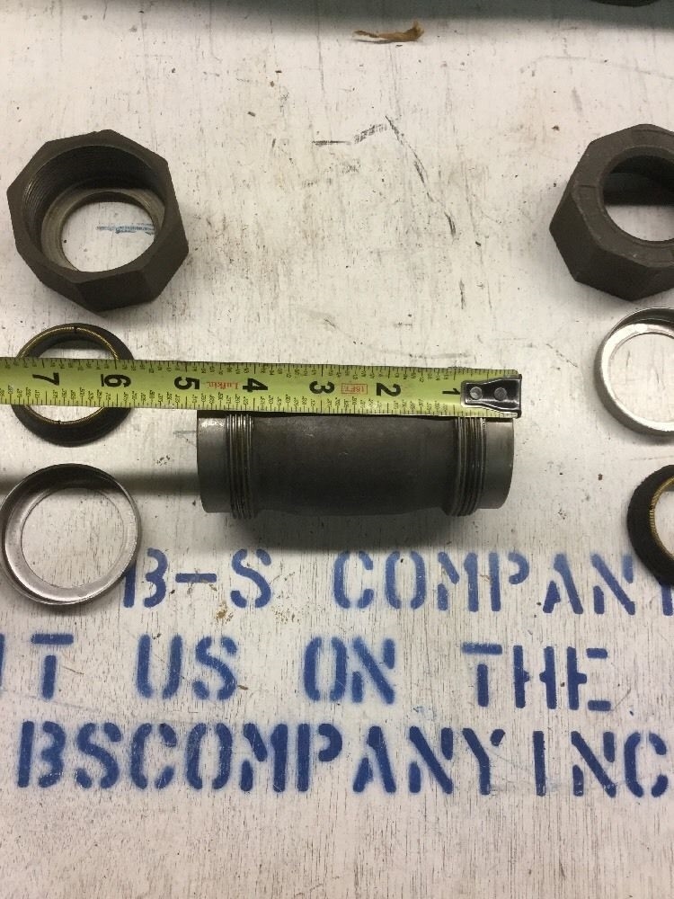 DRESSER Style 90 Compression Coupling 1-1/4" For Joining Plain End ...