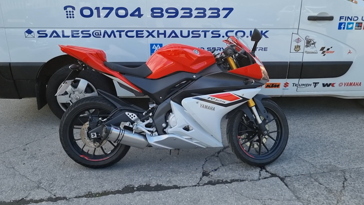 Yamaha Yzf R125 2014 Akrapovic Exhaust In Haywards Akrapovic Exhaust