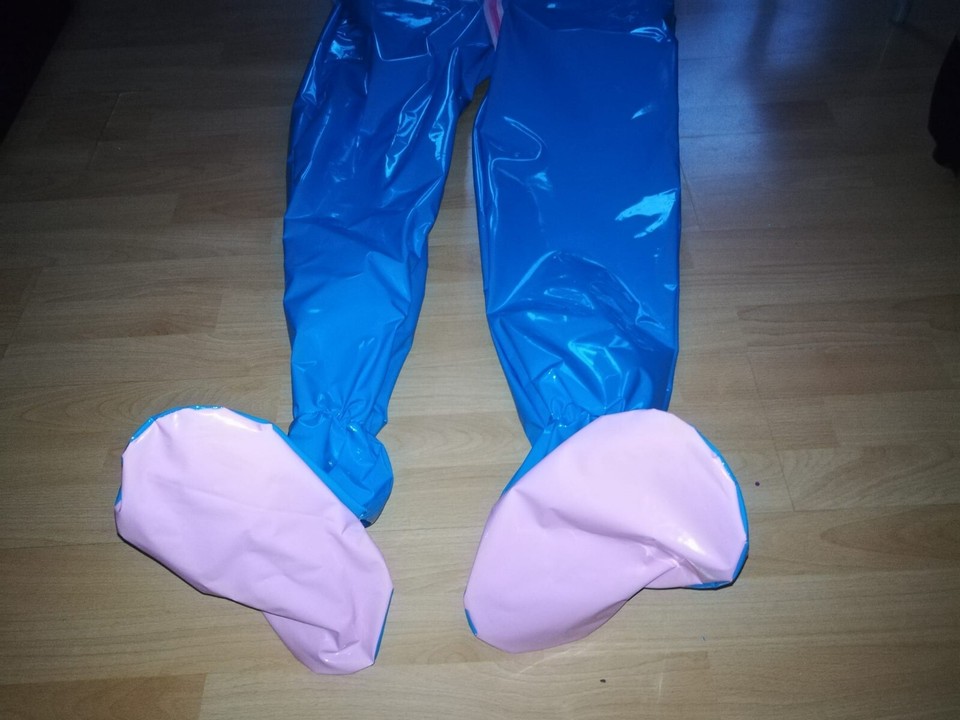 Adult Baby Strampler Overall Catsuit LACK PVC SCHLAFANZUG GUMMI BONDAGE ...