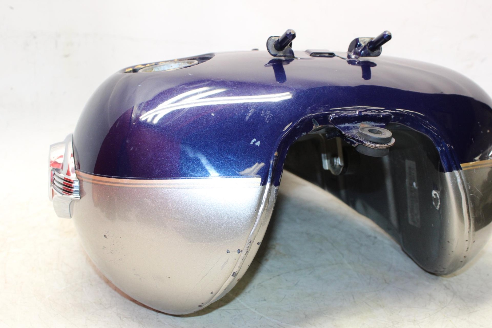 2004 Kawasaki Vulcan 1500 Vn1500l Nomad Fi Gas Tank Fuel Petrol ...