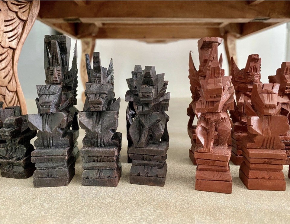 Hand Carved Wooden Chess & Backgammon Set with Bali Style Folding Board ...
