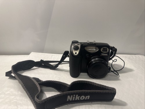 Nikon COOLPIX 5000 5.0MP Digital Camera - Black / No Battery No Sim | eBay