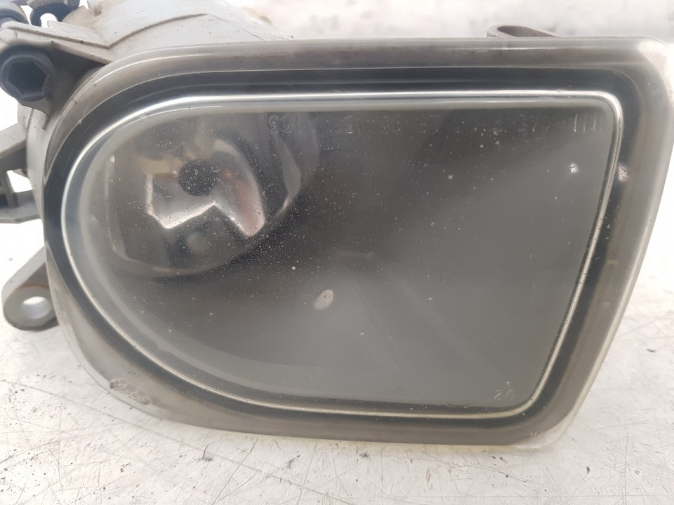 Volvo V60 D3 FOG LIGHT (FRONT PASSENGER SIDE) 30698629 2018-21 12-MONTH ...