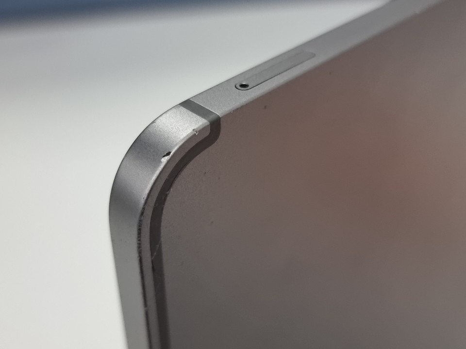 DAMAGED - Apple iPad Pro 12.9-inch (6th Gen) Wifi + Cell‎ - 256GB ...