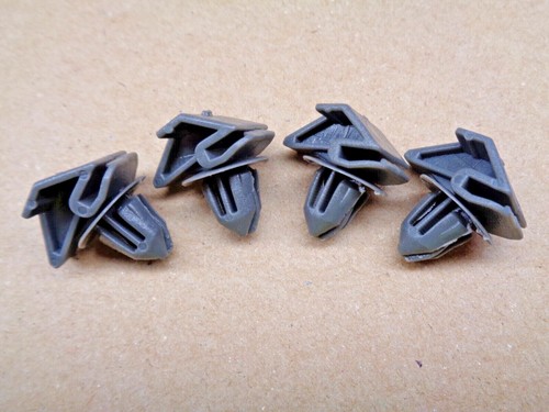 FORD FOCUS (2012-2018) ROCKER COVER PANEL SILL MOLDING CLIPS LOT OF 10 ...