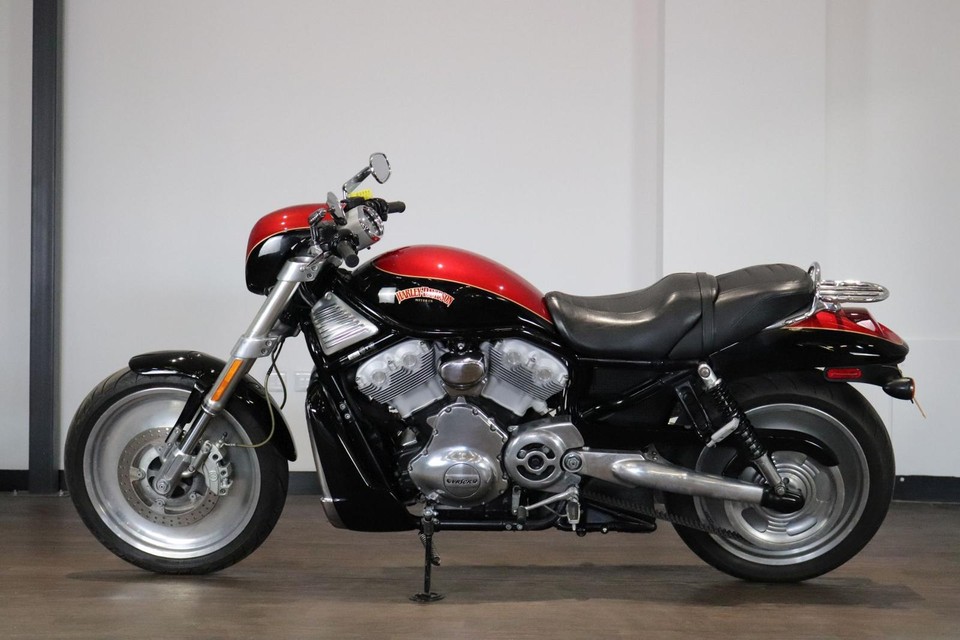 Harley-Davidson V-Rod VRSCR 1130 STREET ROD | eBay UK