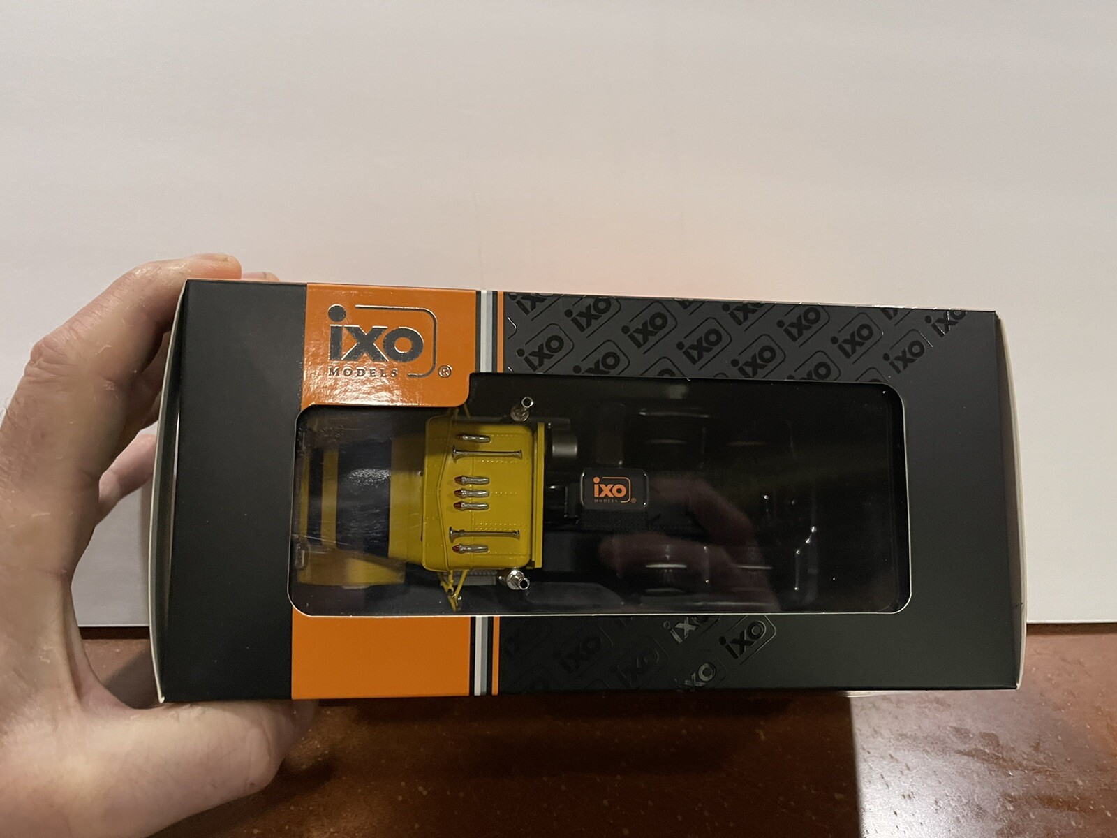 IXO 1/43 - FREIGHTLINER FLC 120 64T - 1977 TR116. (1) for sale online ...