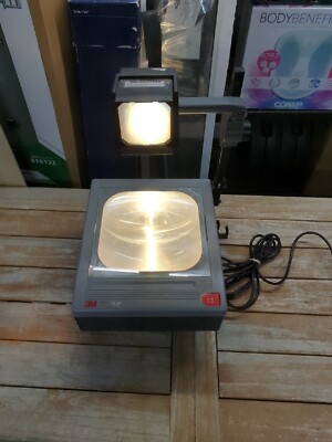 Overhead Projectors - 3M 9060 Overhead Projector